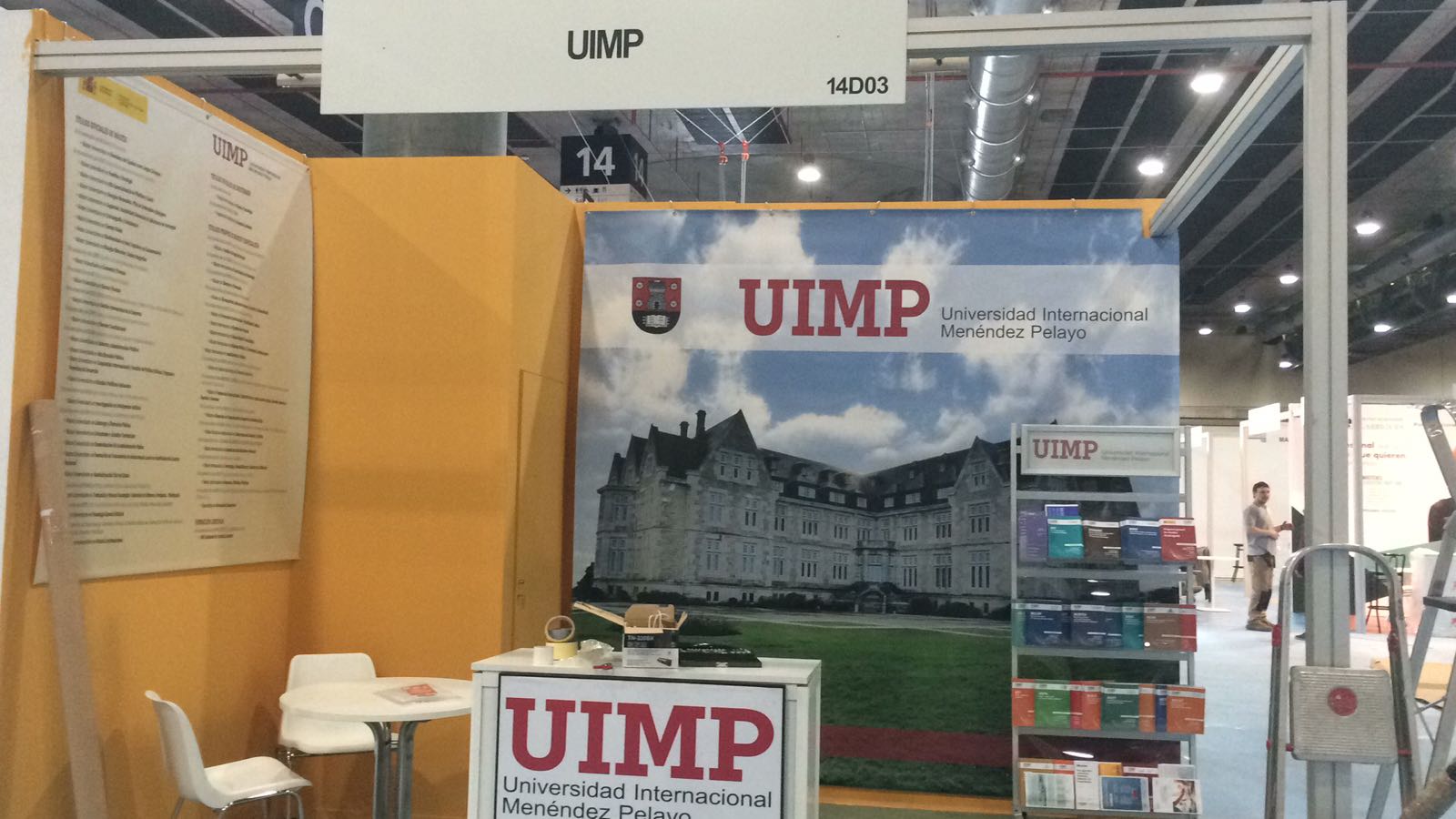 Últimos preparativos para el arranque de la UIMP en la Feria AULA 2017 ...